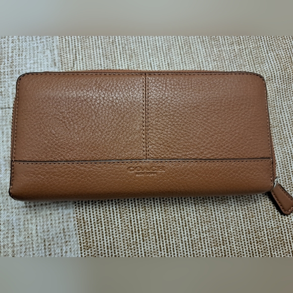 Coach | Bags | Coach Womens Leather Wallet | Poshmark